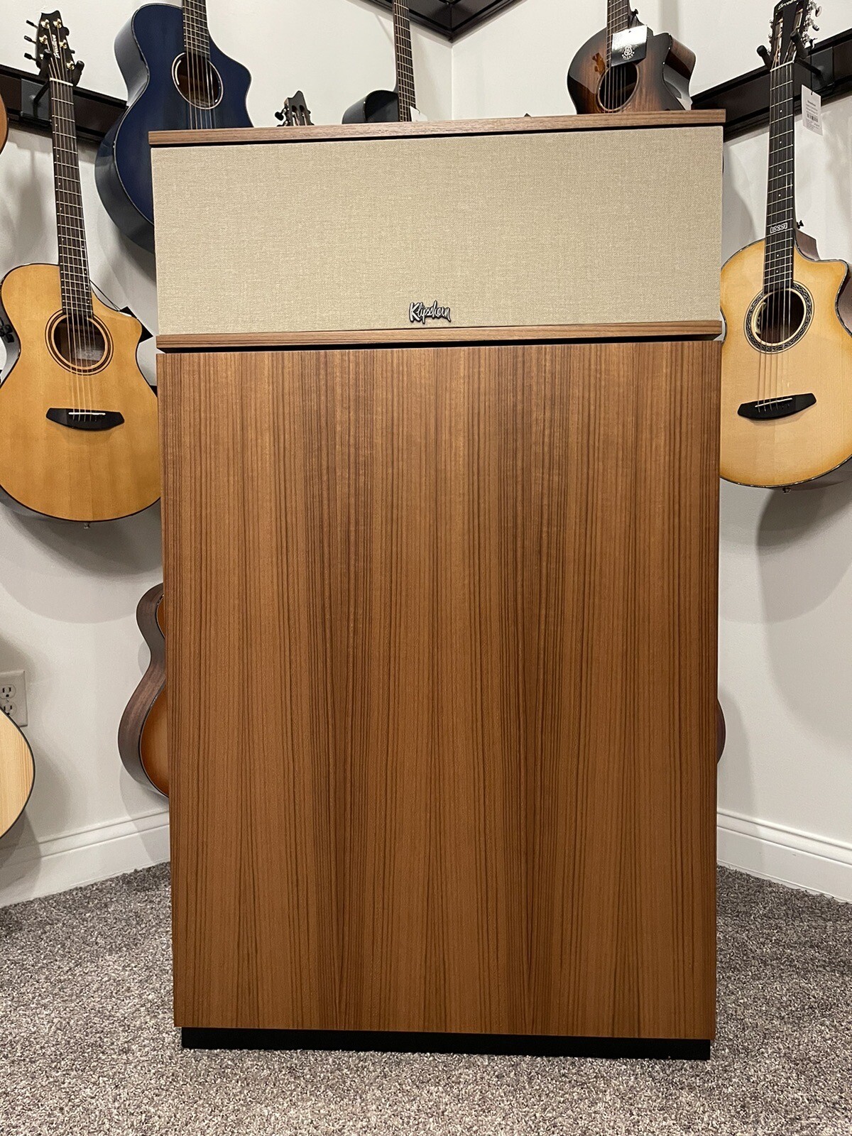 two Klipsch Custom Shop Klipschorn AK6 in TEAK, new, Lambswool, custom ...
