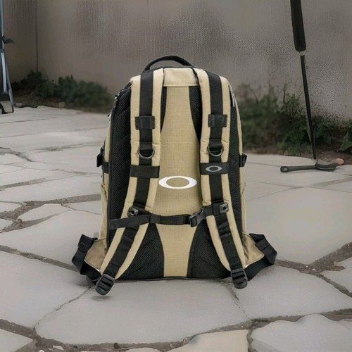 Oakley Backpack Fits 15" Laptop Rye Back To School *Free Shipping* | eBay