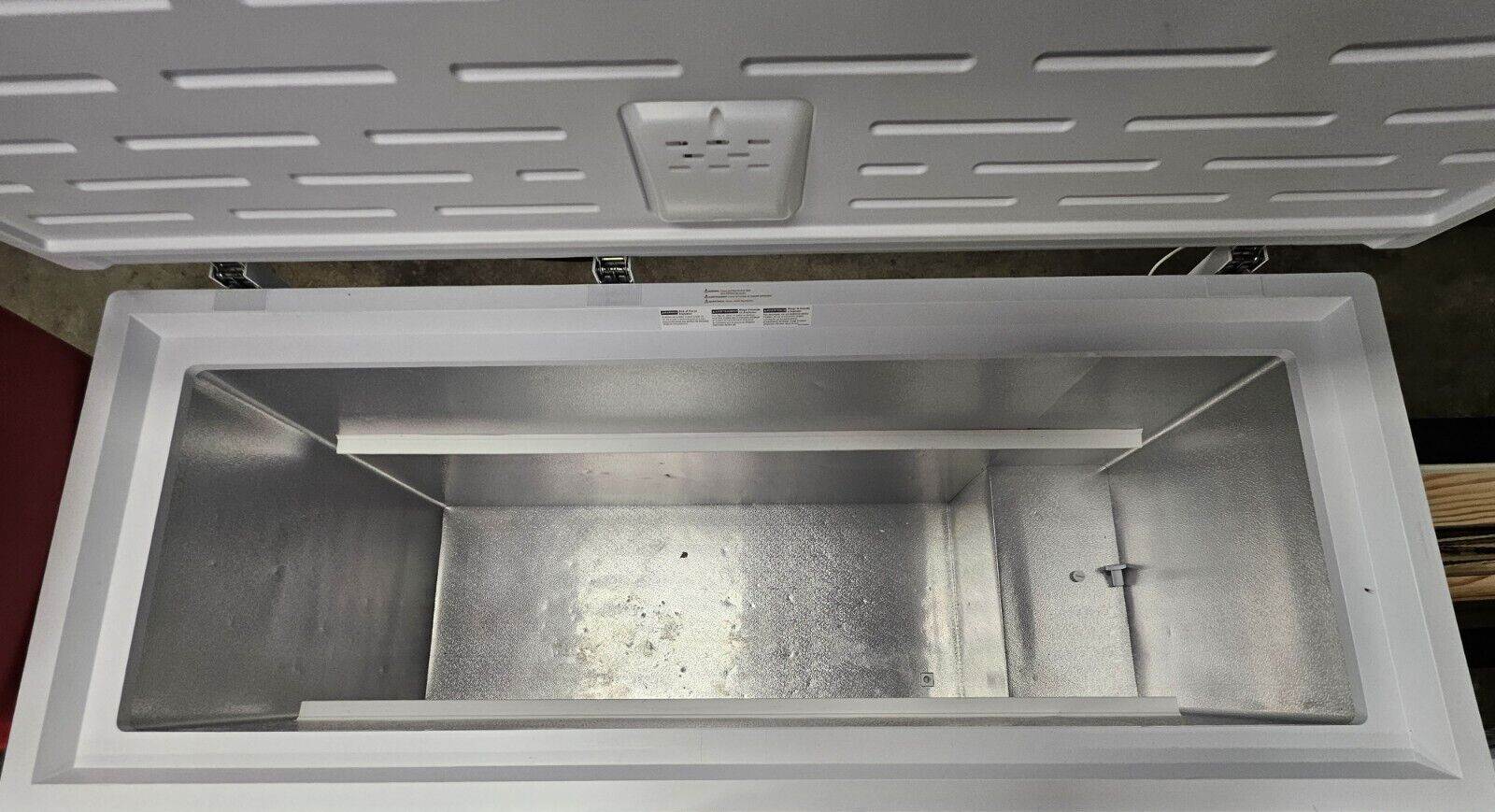 GE Energy Star Manual Defrost Chest Freezer FCM16DLWW | eBay