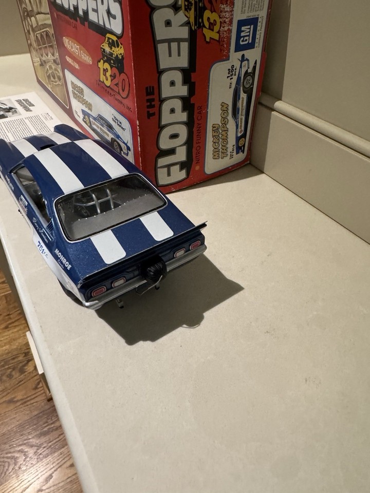 RARE THE FLOPPERS 1320 MICKEY THOMPSON NHRA DRAG RACING 1:24 FUNNY CAR ...