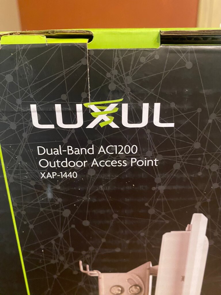 Luxul XAP-1440 High Power AC1200 Dual Band Outdoor Access Point for ...