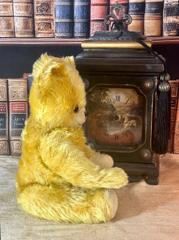 LOT OF TWO 13” GOLD MOHAIR ANTIQUE 1940s TEDDY BEARS - KNICKERBOCKER ...