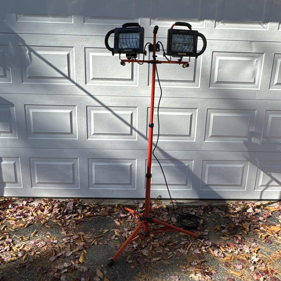 Craftsman Halogen Work Light w/ Tripod | eBay