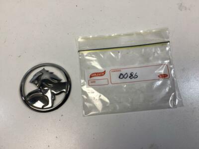 VE Commodore SV6 boot badge 'HOLDEN LION' 92222008 | eBay Australia