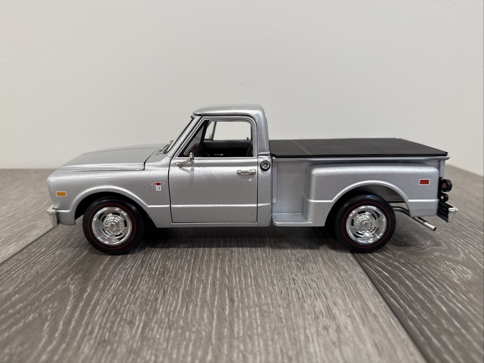1968 chevy c10 stepside silver 1/18 Scale Auto World Diecast NIB | eBay