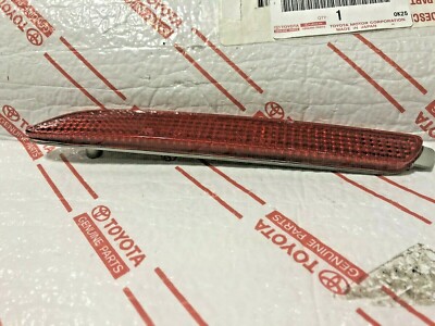 *NEW LEXUS IS-F RCF REAR BUMPER LIGHT REFLECTOR DRIVER SIDE F-SPORT ...