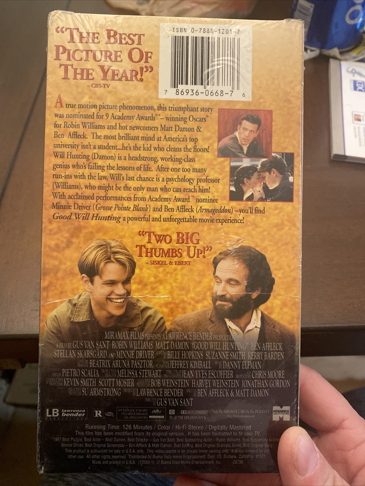 Good Will Hunting - VHS Movie 1997 - Matt Damon, Robin Williams ...