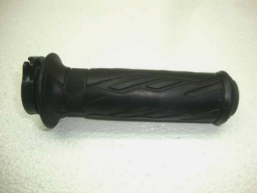 08-20 SUZUKI HAYABUSA 1300R GSXR 1300 BUSA RIGHT HAND THROTTLE GRIP ...
