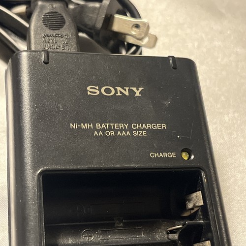 Genuine Sony BC-CS2A Ni-MH Battery Charger For Rechargeable AA & AAA ...