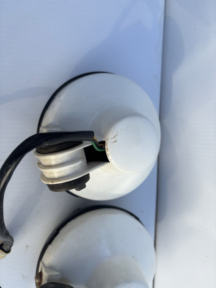 Yamaha banshee 350 OEM 1992 1993 plastic headlight buckets Oem Glass ...