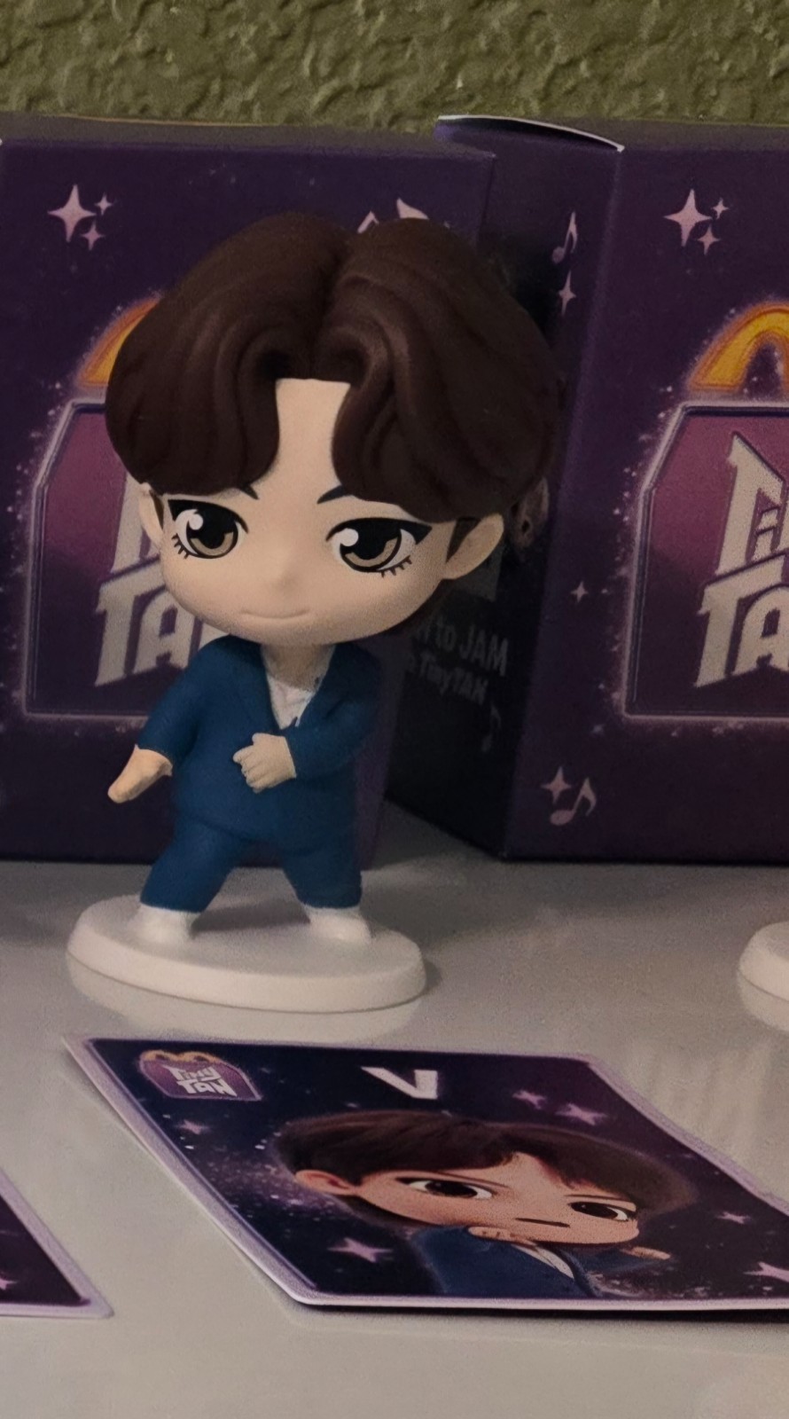 McDonald's x BTS 2025 Tiny Tan Throwback Edition Bora Box: V 💜 | eBay