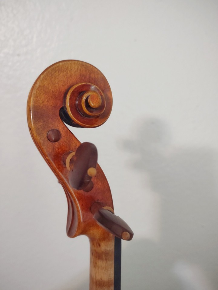 Beautiful Amber Violin. Flamed Maple Back. Excellent Condition Inc ...