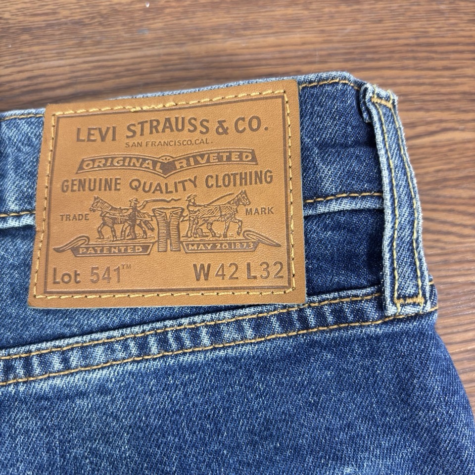 LEVI'S - Men's 541 Athletic Tapered Fit Jeans - 42 X 32 - Big Tall ...