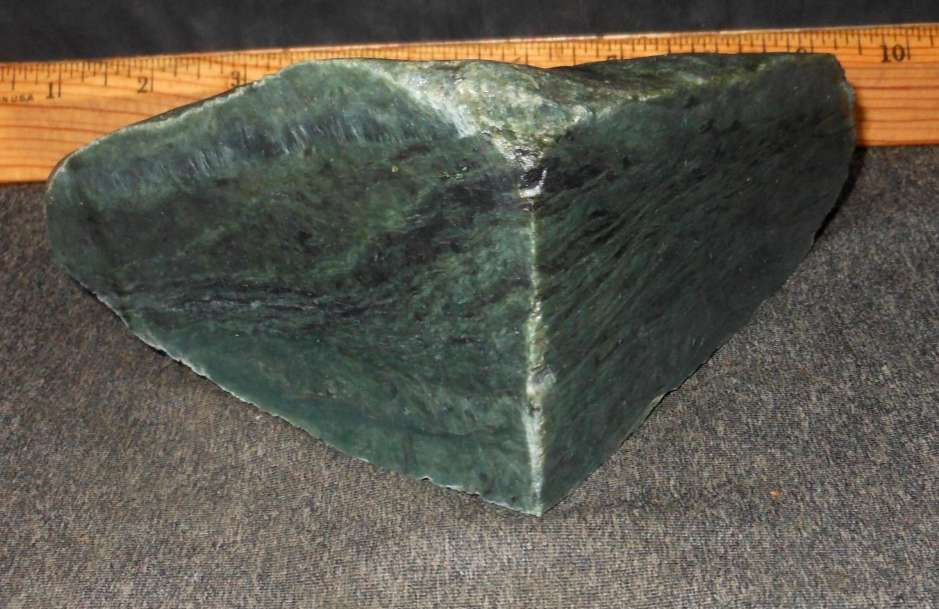 Washington State Jade Rough with 2 Chatoyant Streaks, 3 2/3 Pounds | eBay