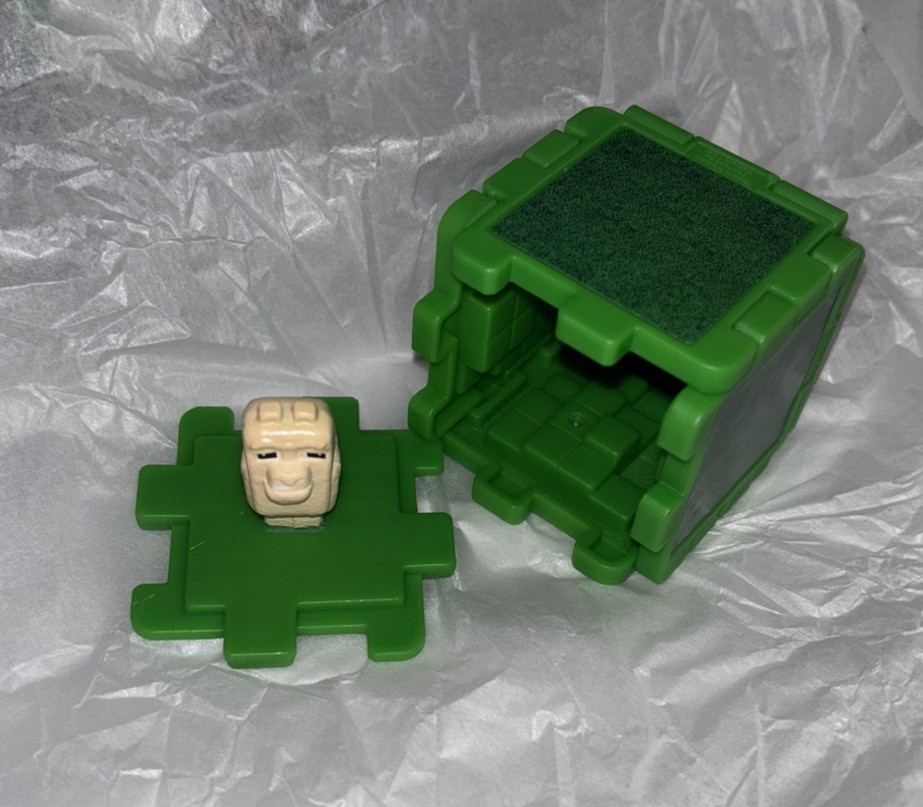 2025 McDonald’s Minecraft Movie Happy Meal Toy #1 Grass Block & Llama ...