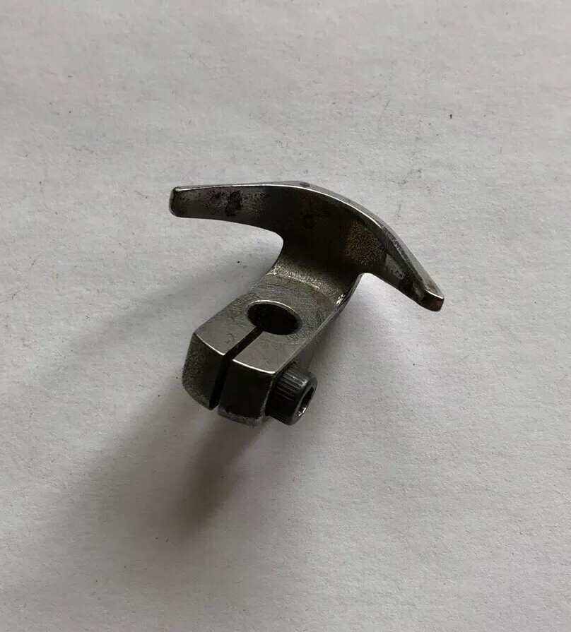 *USED* 262061-SINGER-SHUTTLE CARRIER *FREE SHIPPING* | eBay