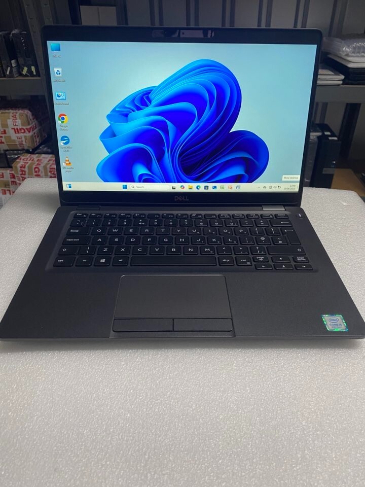 TOUCH SCREEN- Dell Latitude-5300 -Core i5 8th Gen-Huge 16gb Ram+256gb ...