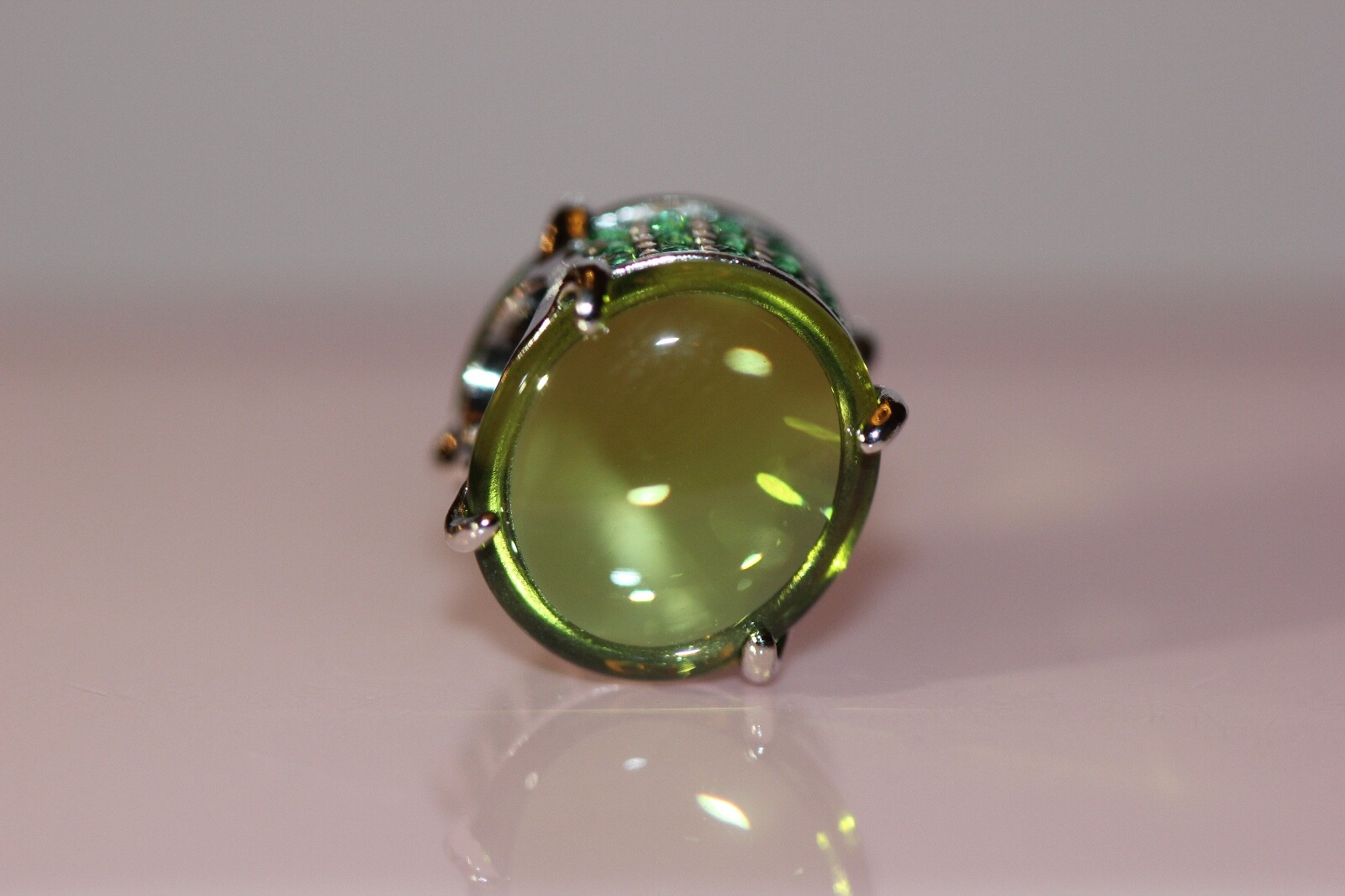 Authentic 2021 PANDORA Green Oval CABOCHON Charm 799309C02 Pouch/bagtag ...