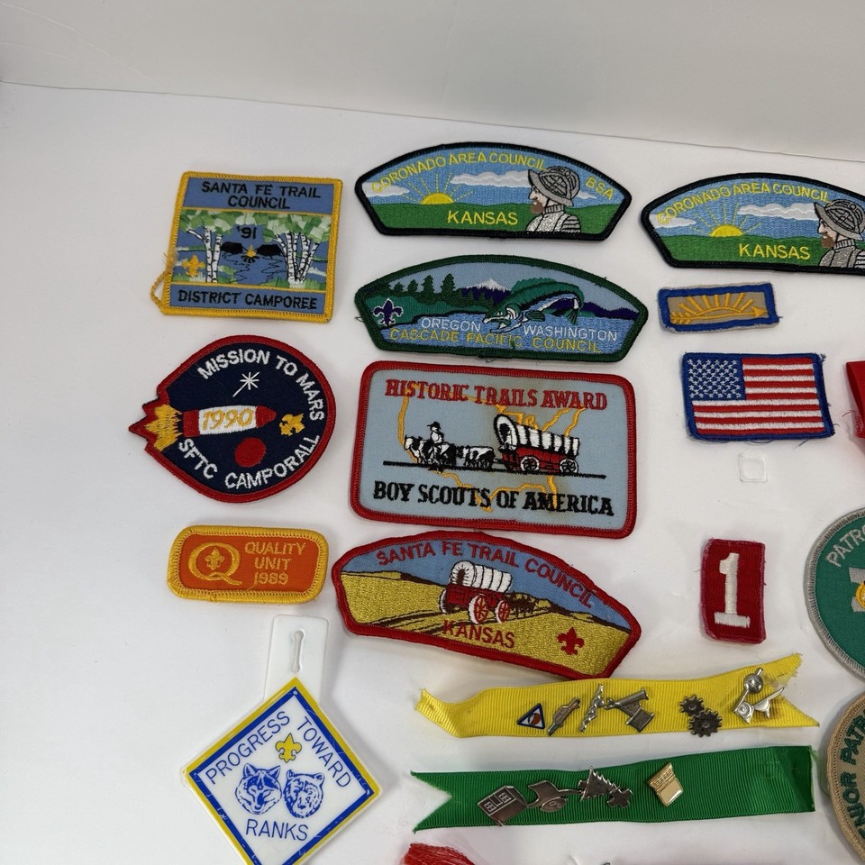 Vintage Lot Of Assorted Boy Scout Cub Scouts Patches And Pins 80s & 90s ...