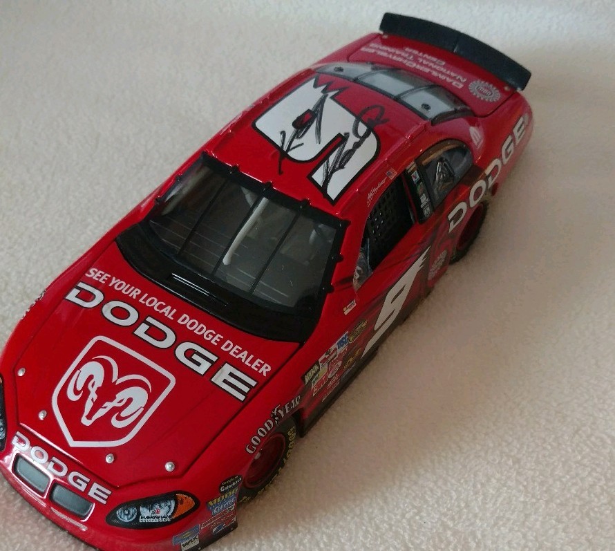 Autographed Kasey Kahne #9 DODGE DEALERS ROOKIE STRIPES 2004 Nascar 1: ...