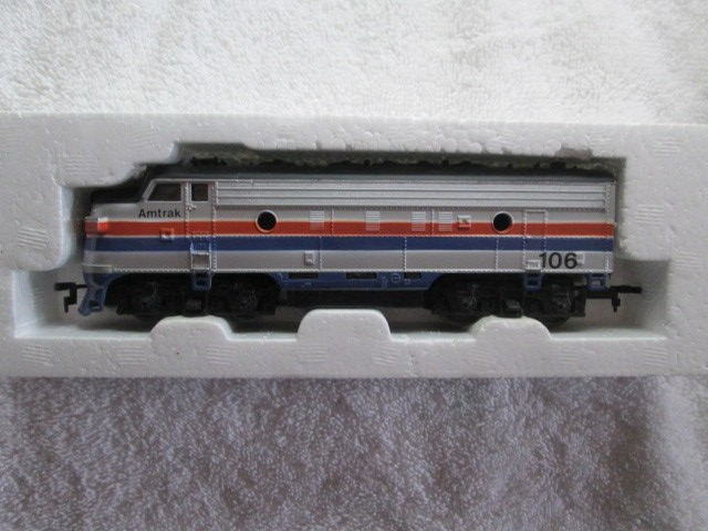 Life-Like HO Scale Amtrak EMD F7 Diesel Locomotive | eBay