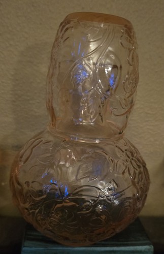 Vintage Light Pink Daisy Pattern Possibly Depression Glass Carafe ...