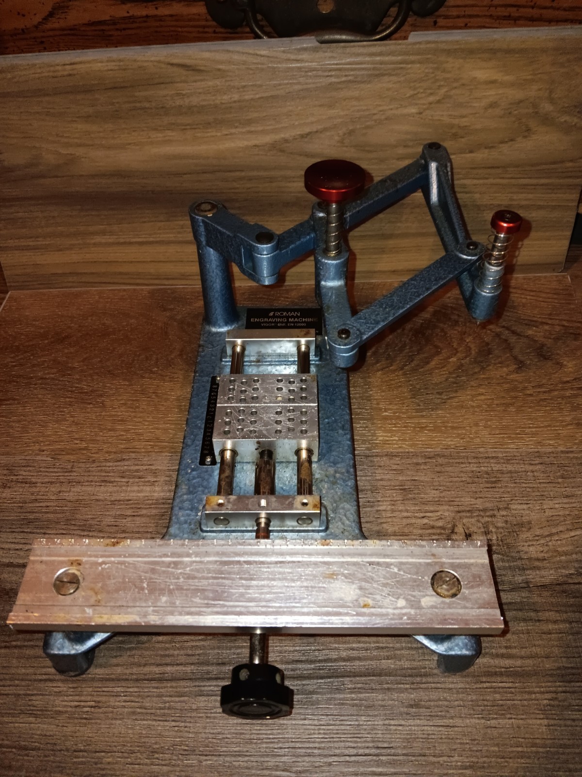 RARE CLEAN VIGOR ROMAN PORTABLE MINI ENGRAVING MACHINE- HOLDS NEW ...
