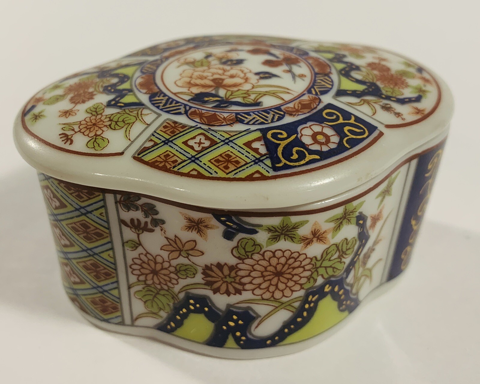 Vintage Japanese IMARI EMPRESS Covered Trinket Box, Japan, 2-3/4" by 1 ...