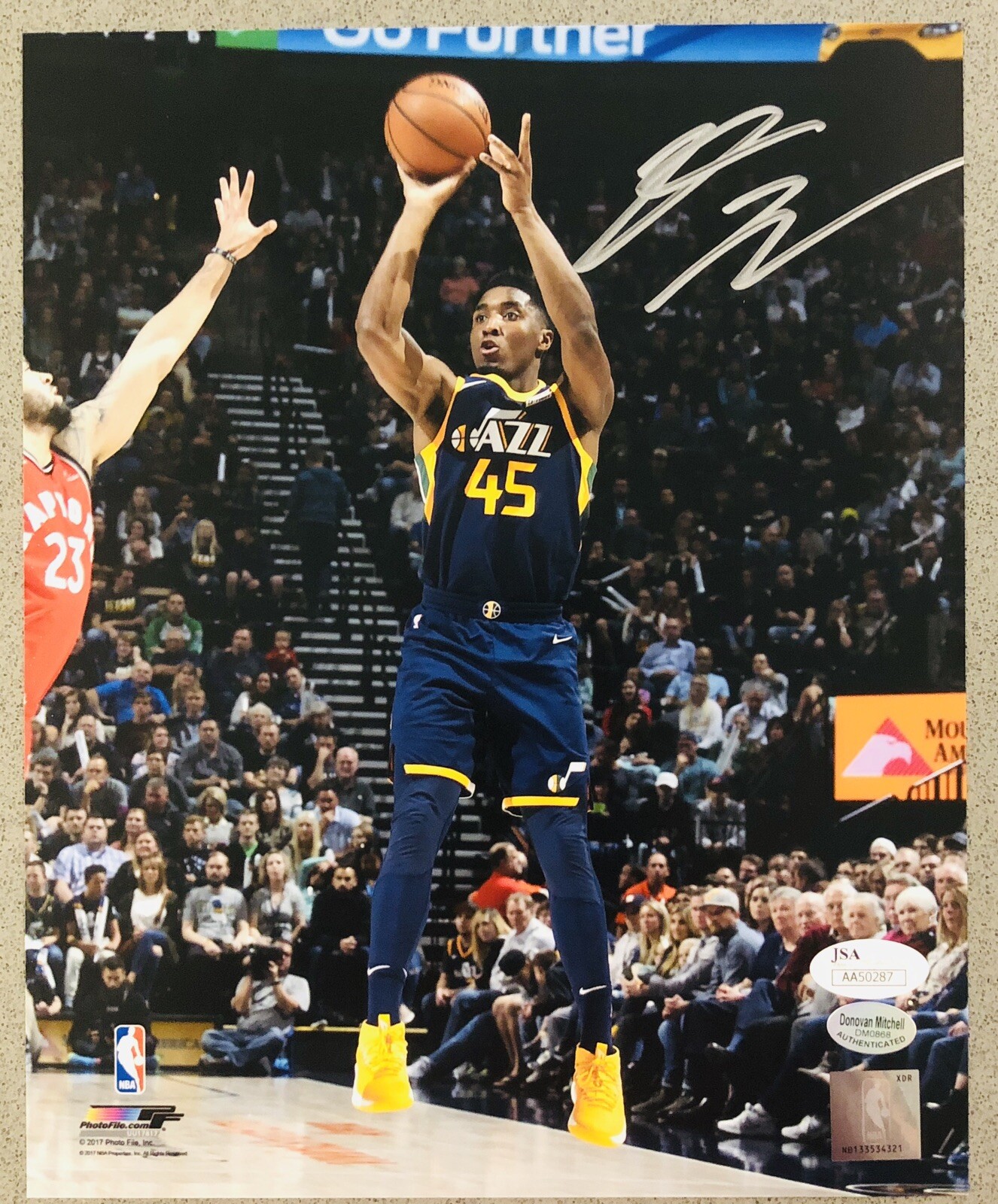 Donovan Mitchell signed Utah Jazz auto 8x10 autographed photo JSA ...