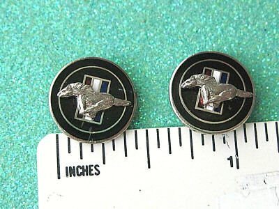 Ford MUSTANG "mini" pin - hat pin , lapel pin , tie tac GIFT BOXED bk ...