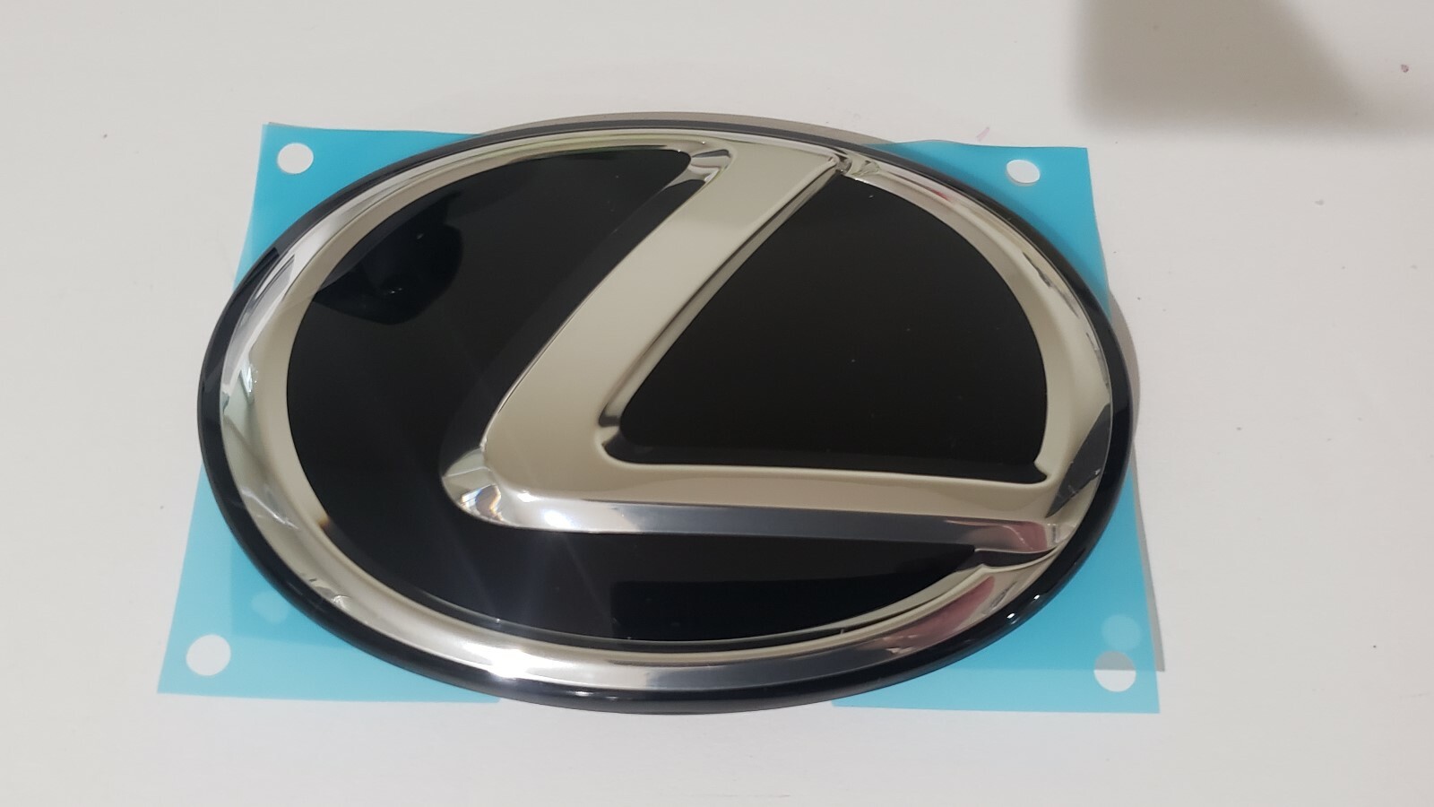2019 NEW Lexus UX200 UX250H Black Rear Trunk Liftgate Center Emblem 19 ...
