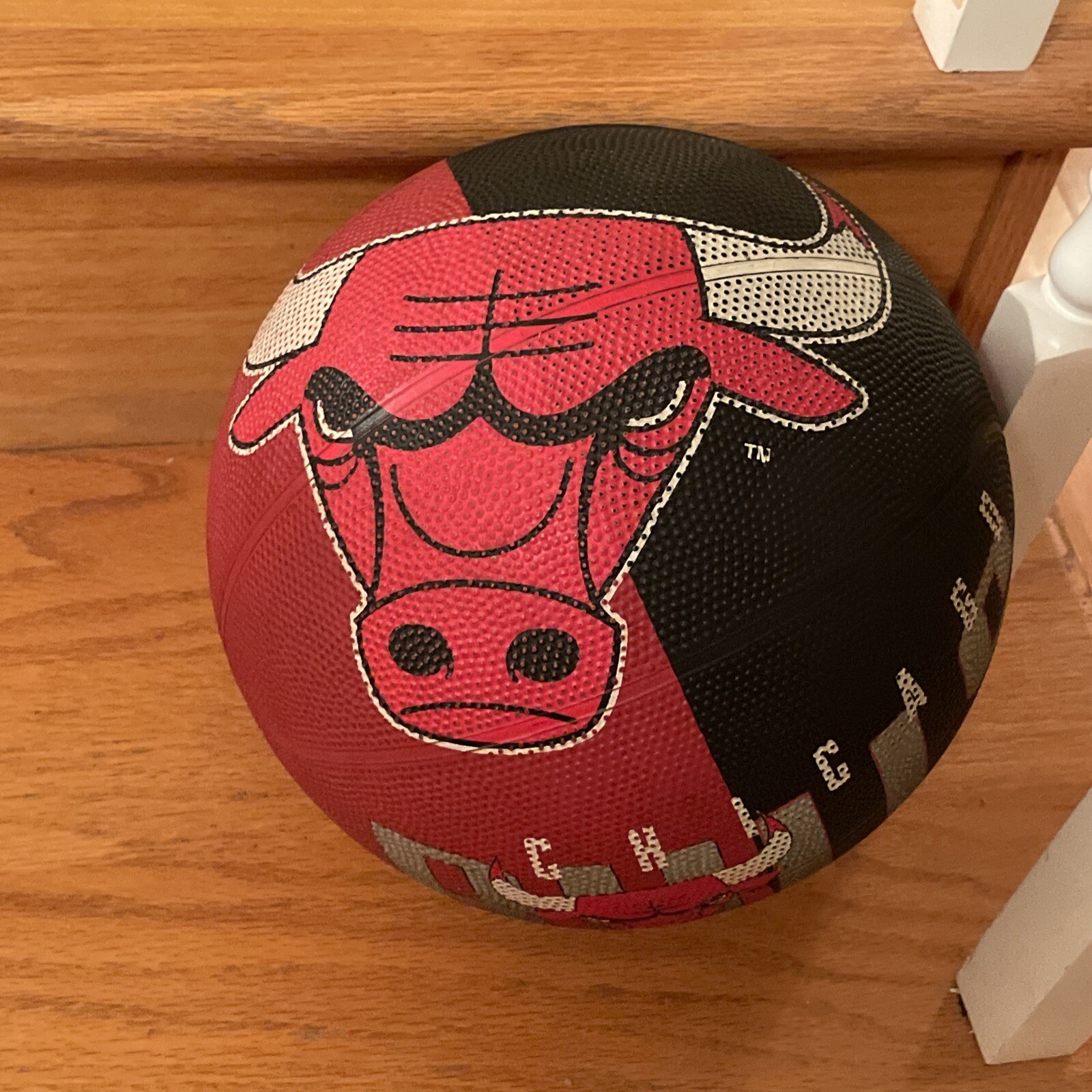Spalding NBA Chicago Bulls Courtside Outdoor Rubber Basketball 90s ...