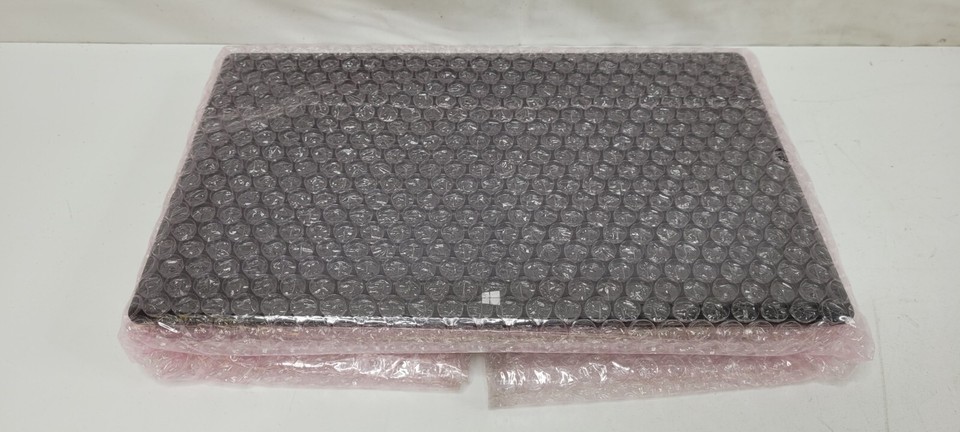 Microsoft Surface Pro Tablet 128 GB Hard Drive 4 GB RAM Windows 8 Pro ...