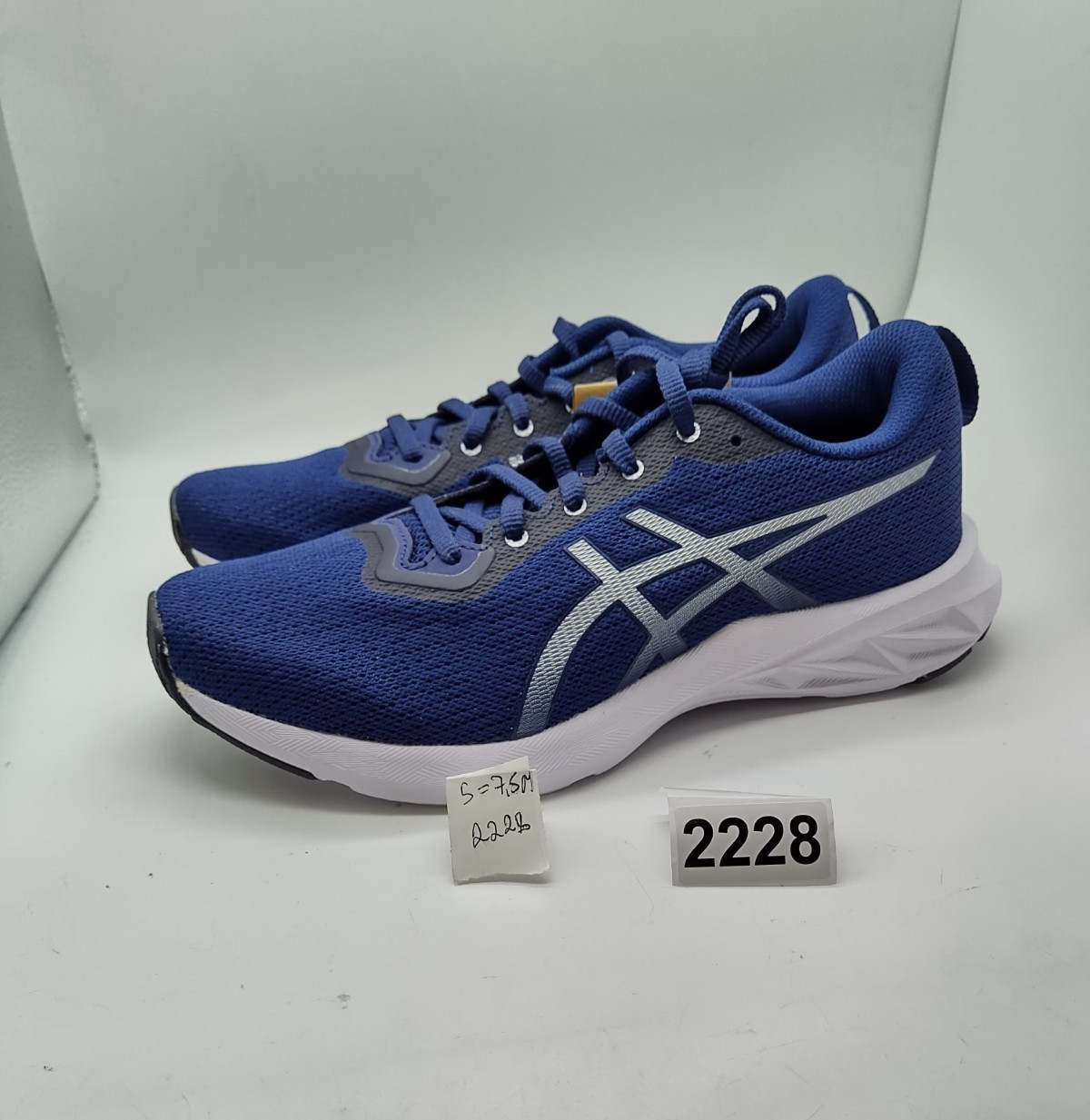 ASICS Women's Versablast 2 Low Top Athletic Running Shoes Blue Size 7.5 ...