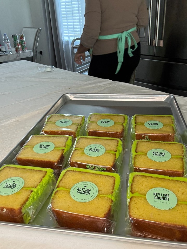 Gourmet Custom Cake Slice Box - Individually Wrapped Cake - 12ct | eBay