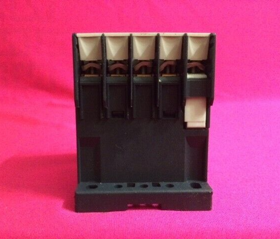 Schneider Electric CA3KN40BD Control Relay 24VDC 10A 690V | eBay