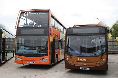 Reading Buses No.851 & 419 Bus Photo | eBay