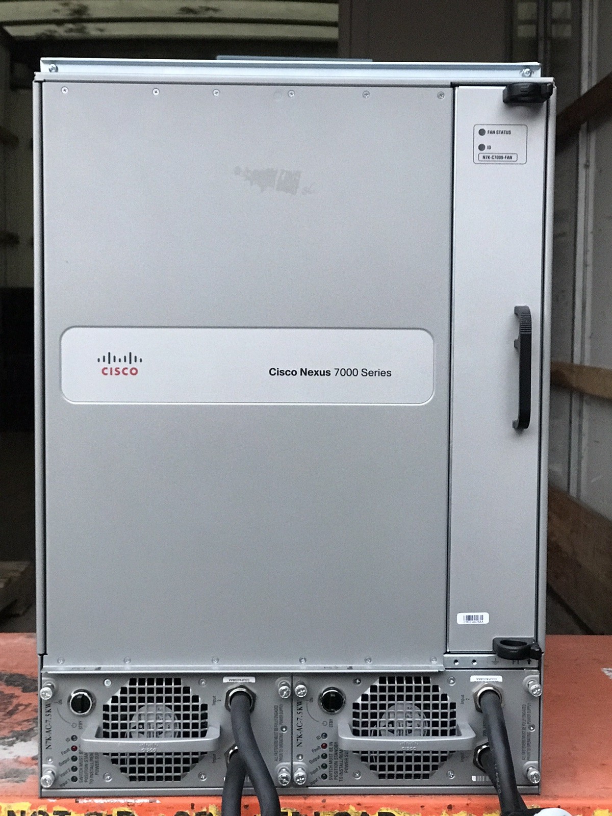 Cisco Nexus N7K-C7009 Chassis No SUPs No Switch Modules 2x AC-7.5KW 5x ...