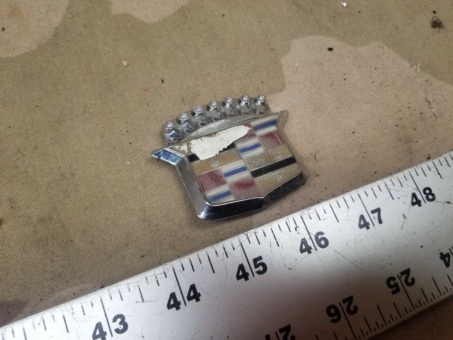 Vintage Cadillac Metal Trunk Key Cover Emblem OEM 200056 for sale ...