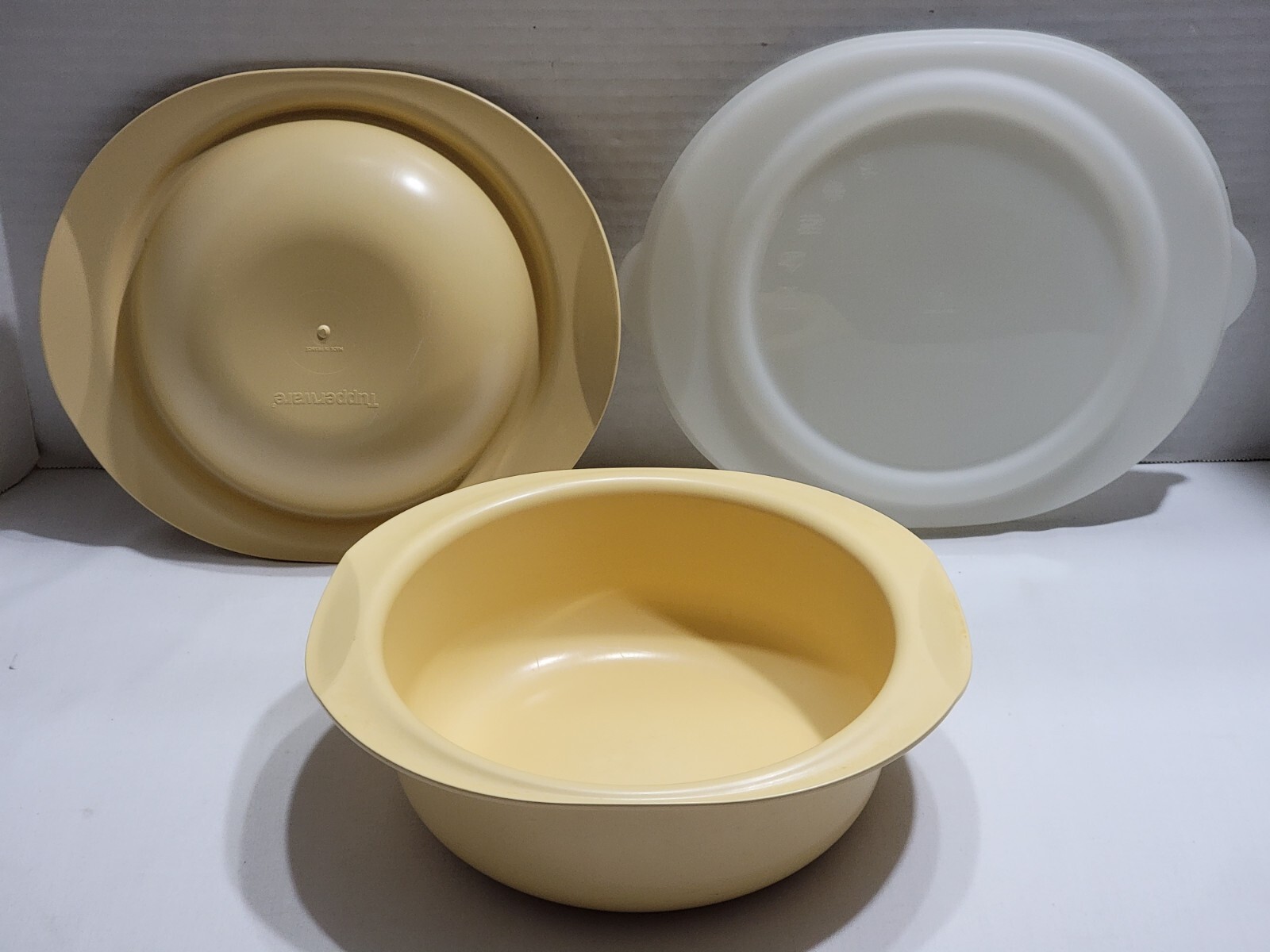 VINTAGE TUPPERWARE 3 PIECE OVEN WORKS ULTRA PLUS 2 QT CASSEROLE SET ...