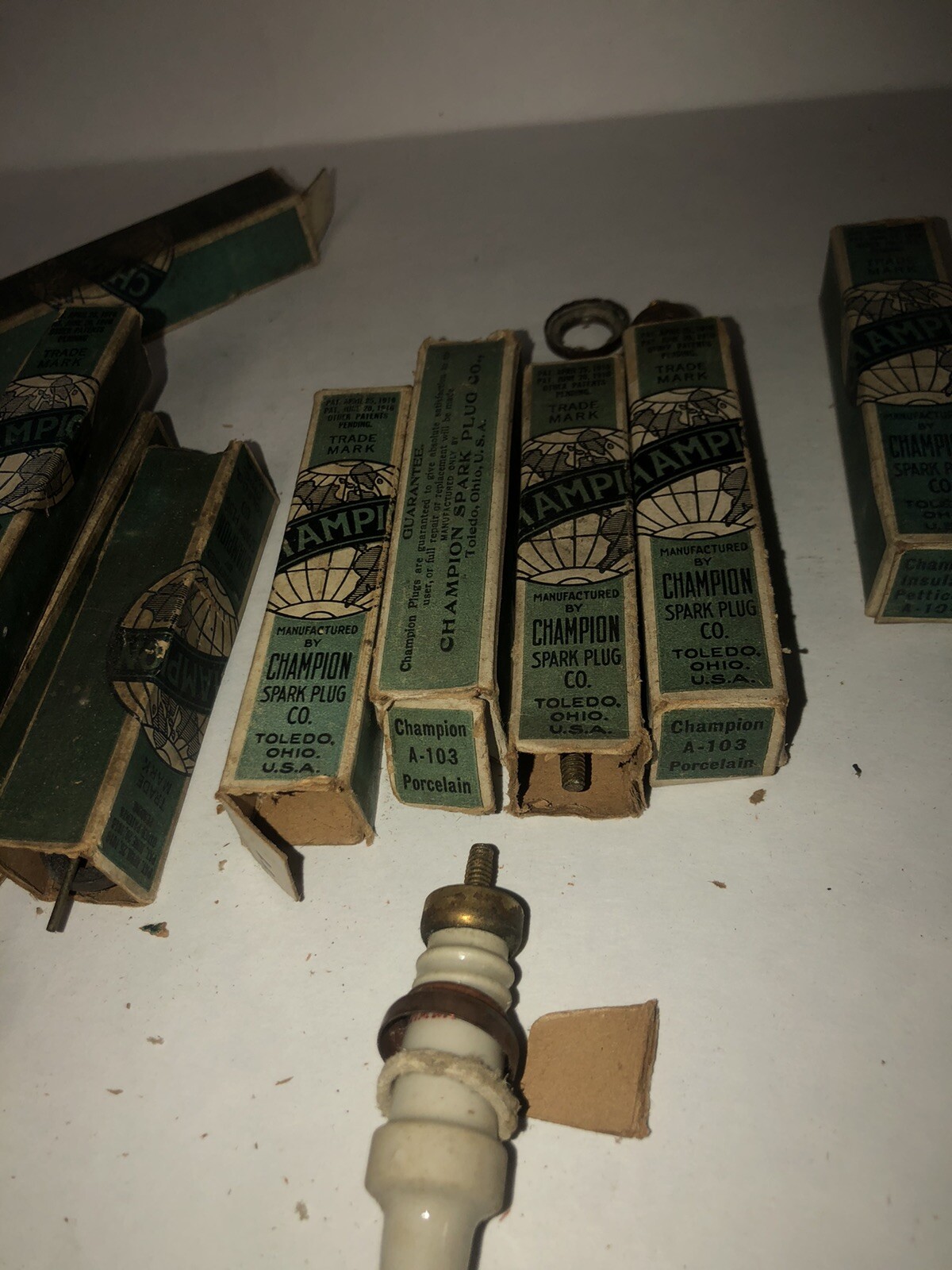 Champion Vintage Spark Plugs Porcelain A-103,A-104,A-503 Lot Of 14 | eBay