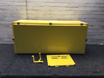 Boxes & Enclosures - Enclosure 36