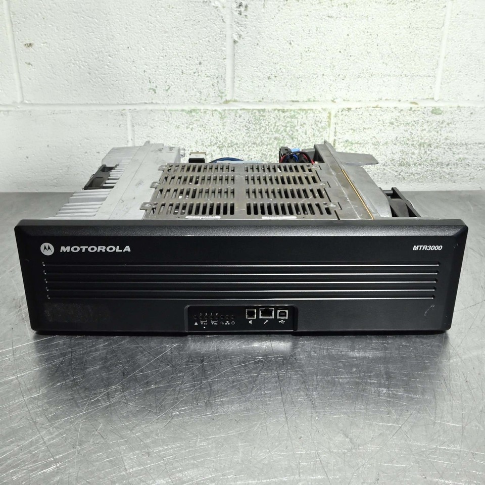 Motorola MTR3000 T3000A Digital Repeater UHF 403-470 MHz 100W | eBay