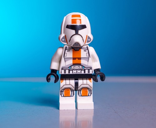 LEGO Star Wars Old Republic Orange Clone Trooper Minifigure 75001 | eBay