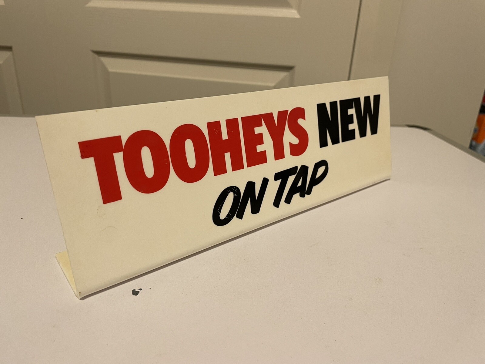 tooheys bew bar sign ***rare*** Suit Man Cave Or Tooheys Collector VB ...