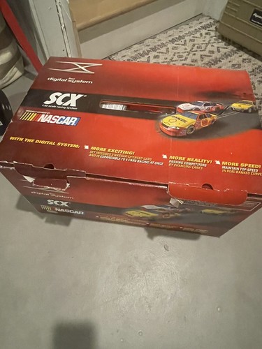 SCX Digital 1:32 Nascar Slot Car Track Set 100% Complete w 3 Fully ...