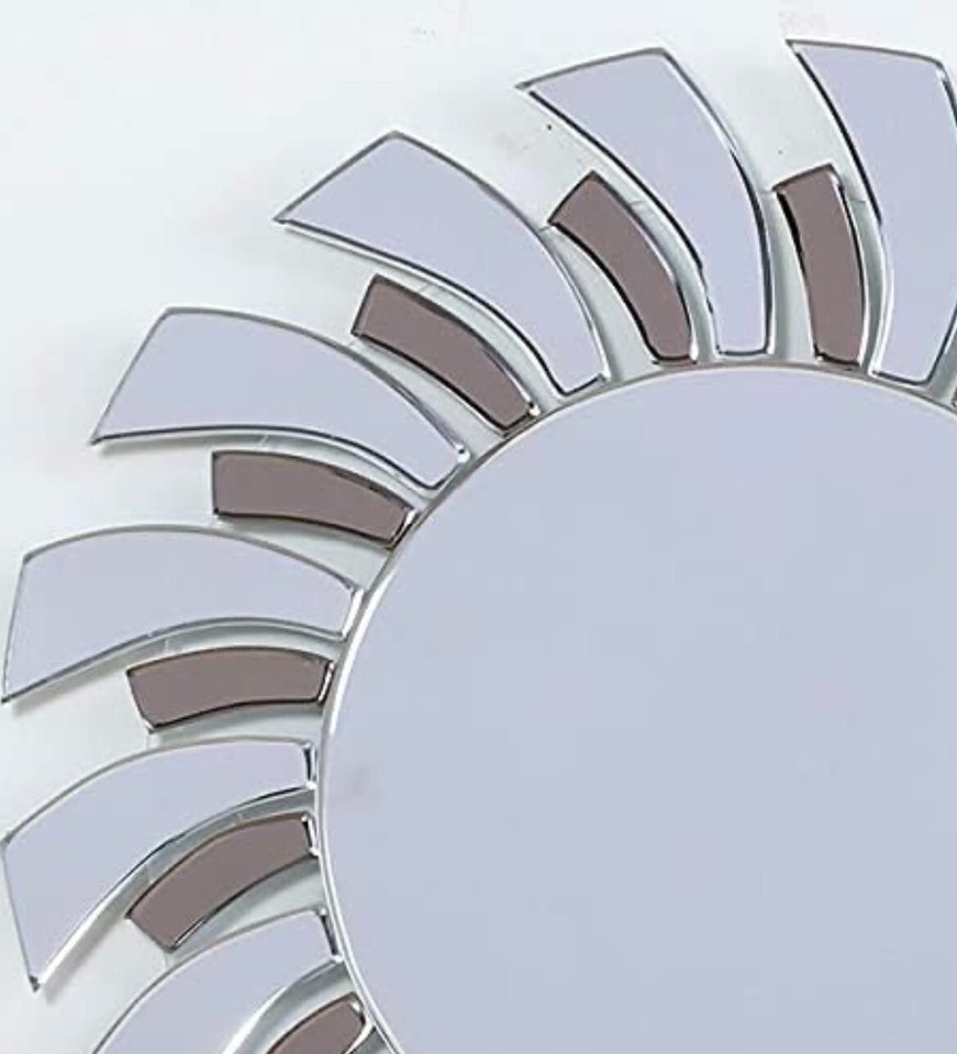 Beautiful Modern Designed Round Wall Mirror in Silver Color Modern Acc ...