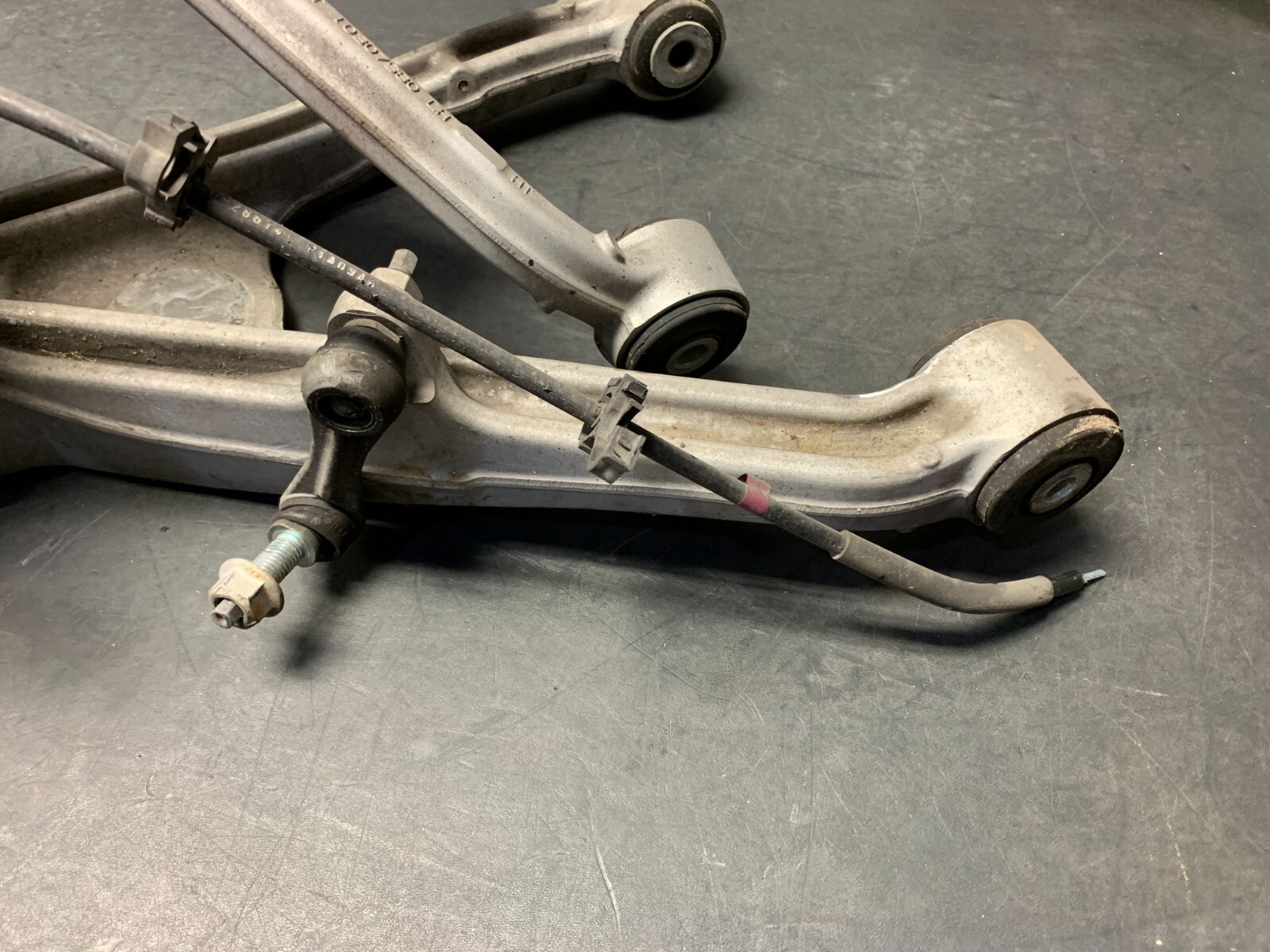 2012 CORVETTE C6 GRANDSPORT OEM DRIVER REAR CORNER KNUCKLE SUSPENSION ...