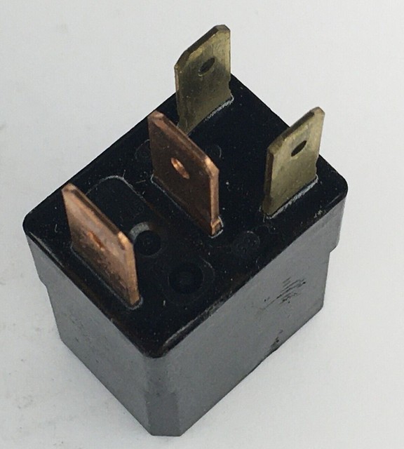 GENUINE HONDA NISSAN MAZDA NAIS 4 BLADE RELAY BLACK UM4667730 ACM33221 ...