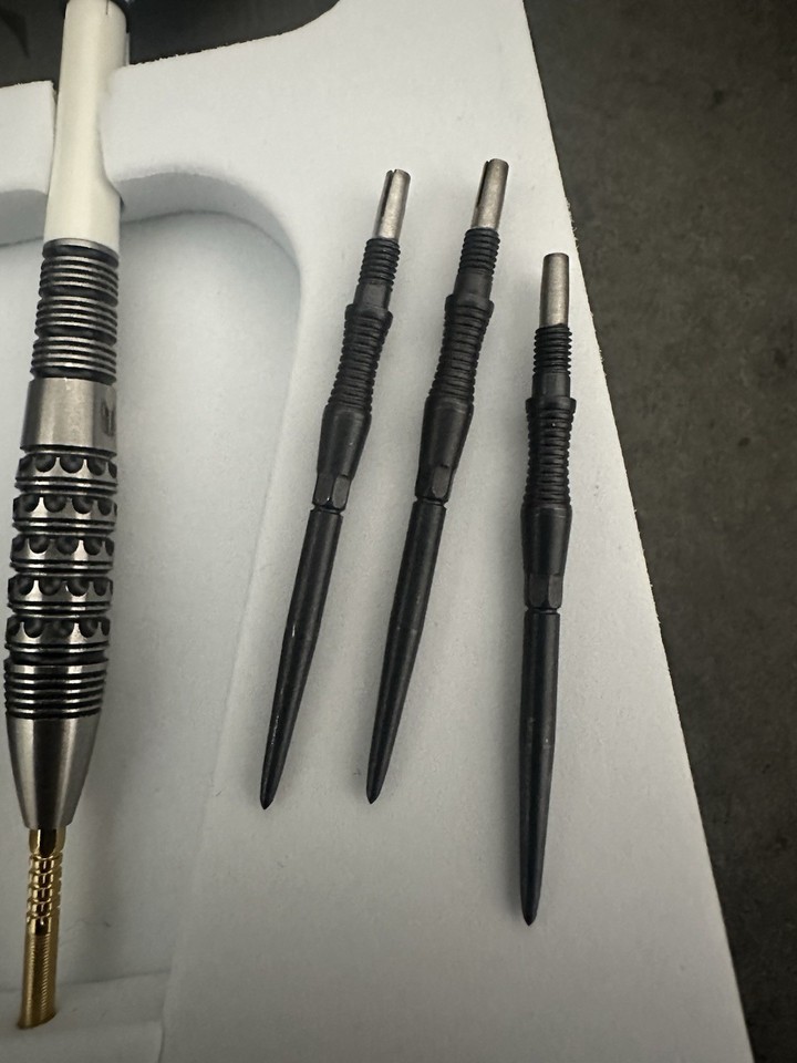 Target Darts Redux 02 23g SP 90% Tungsten Steel Tip Darts & extra Swiss ...